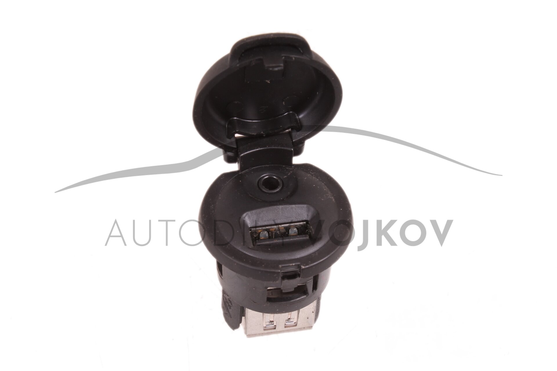 Konektor USB do prístrojovej dosky